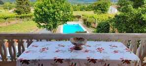 Vila, 3 quartos | Terraço/pátio