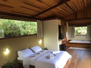 Chalé, vista para a montanha | 1 quarto, minibar, Wi-fi grátis, roupa de cama fornecida 
