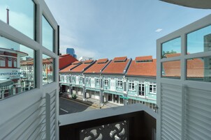 Quarto casal de uso individual | Vista da sacada