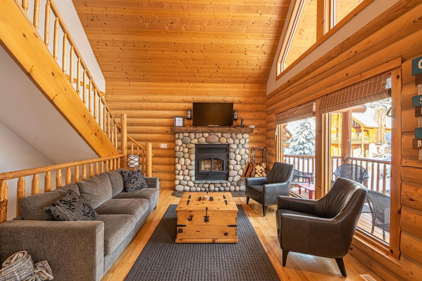 Rocky Mountain Getaway, Beautiful Cabin, Hidden Gem In Kimberley, Bc - Kimberley, BC, Canada