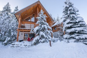 Rocky Mountain Getaway, Beautiful Cabin, Hidden Gem in Kimberley, BC ...