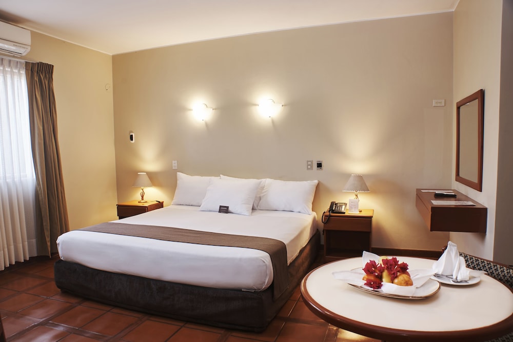 Dm Hoteles Nasca - Nazca