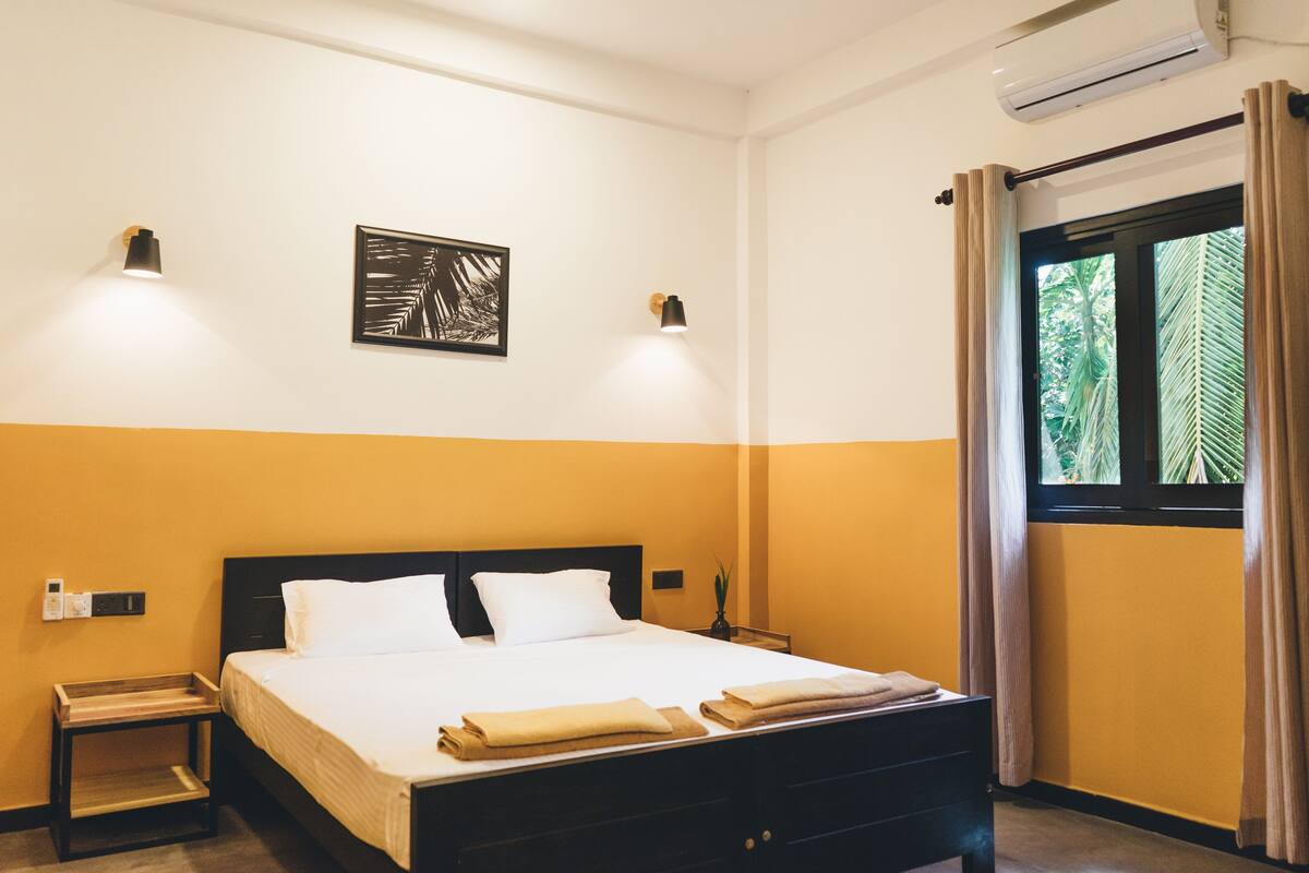 Quarto Duplo ou Twin Signature, 1 quarto | 1 quarto, roupa de alta qualidade, secretária, Wi-fi grátis 