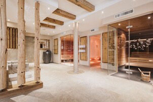 Sauna, banheira de hidromassagem, banho turco, tratamentos corporais 