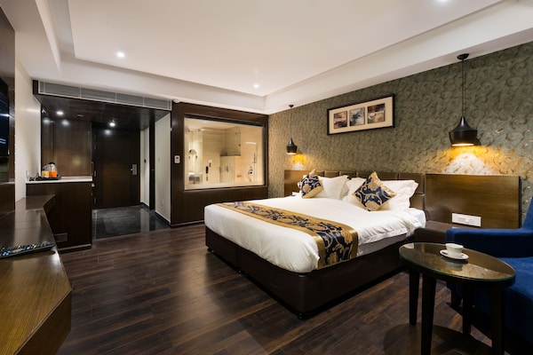 Hotel Saffron Crest - Siliguri