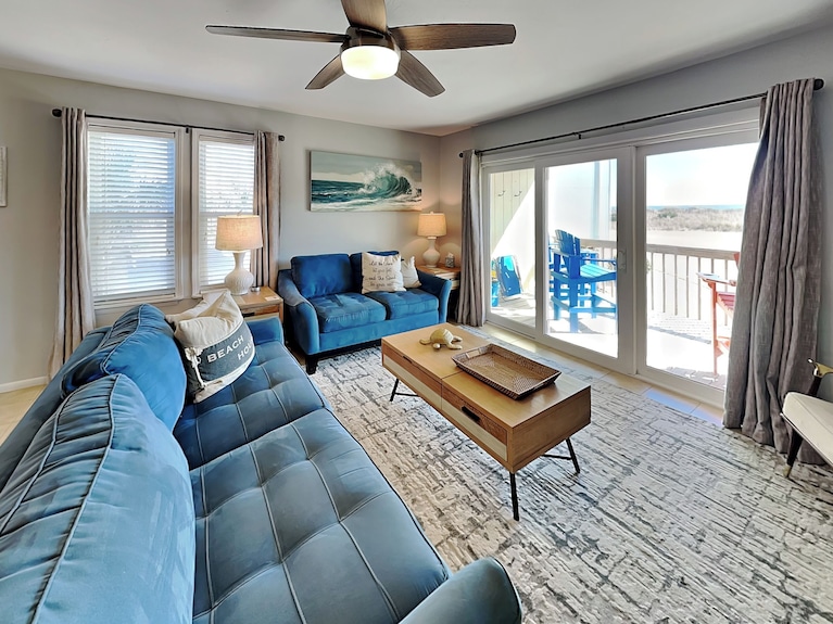 Surf 618 | Surf City Condo, Great Amenities! - Topsail Island