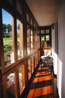 Suíte, sacada, vista para o vale | Sacada