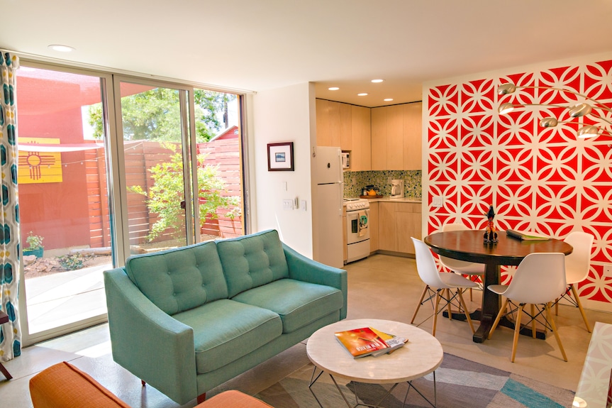 Modern Casita In Historic Downtown Albuquerque - Albuquerque, NM