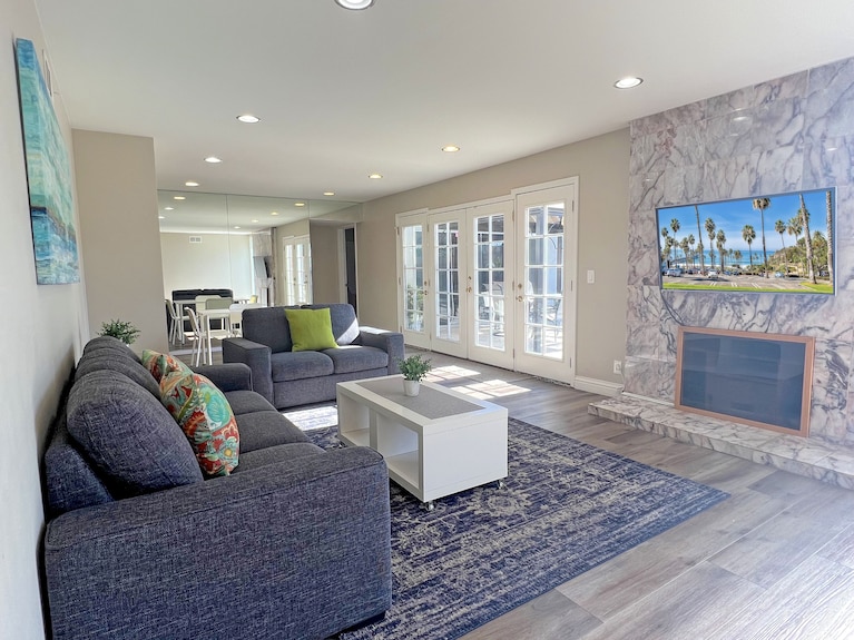 **Toboggan!** Piscine ** Spa ** Salle De Jeux!** Vue De Feux D'artifice!** - Anaheim