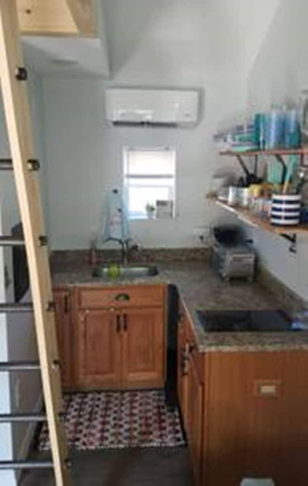 Studio Condo (Newly Renovated) - 150' To Beach 20 Min To Portland - Scarborough, ME