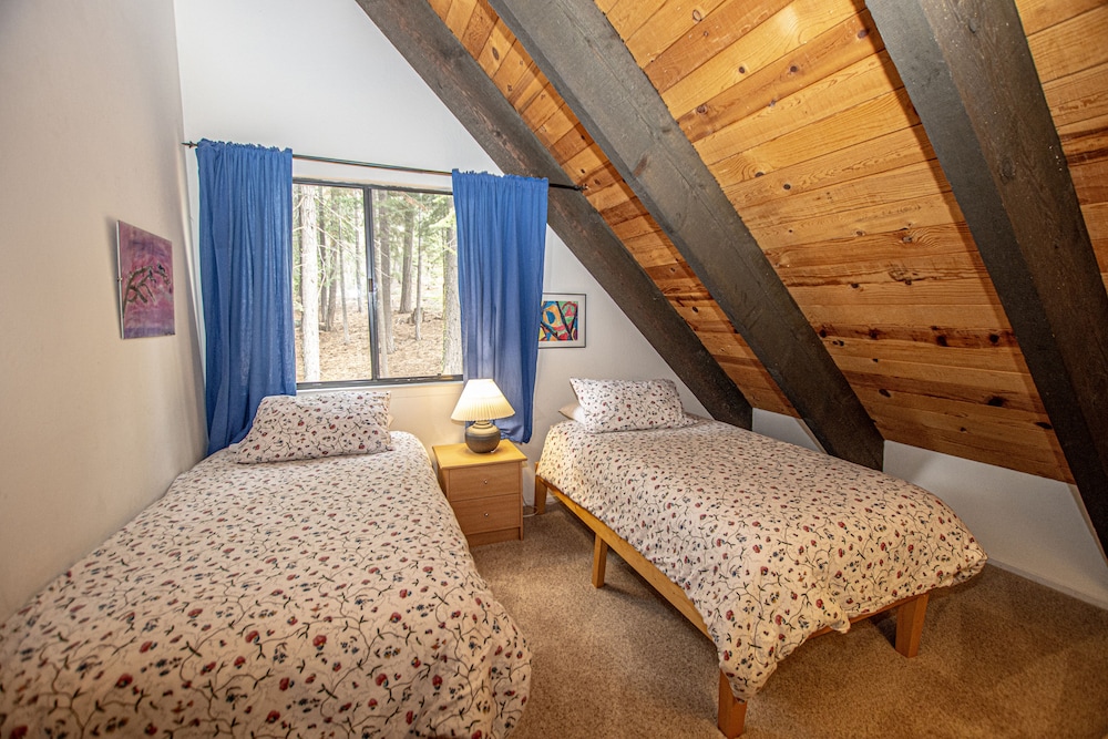 Bunker By Hauserman Rental Group - Tahoe City, CA