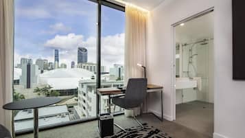 Quarto Standard, 1 cama king-size, no canto ('N' Room) | 1 quarto, roupa hipoalergénica, minibar, cofre no quarto