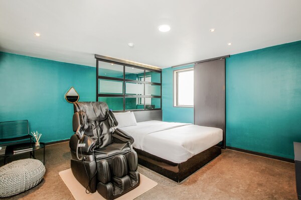 M7 Business Hotel - Gyeongsangbuk-do
