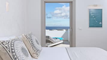Suíte júnior, banheira de imersão, vista para o mar | Vista do quarto