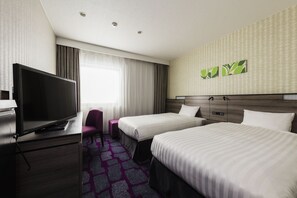 Cortinas blackout, Wi-Fi de cortesia, roupa de cama