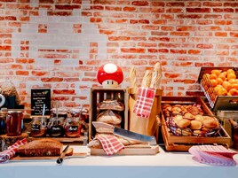 Café da manhã com buffet todos os dias (EUR 14 por pessoa)