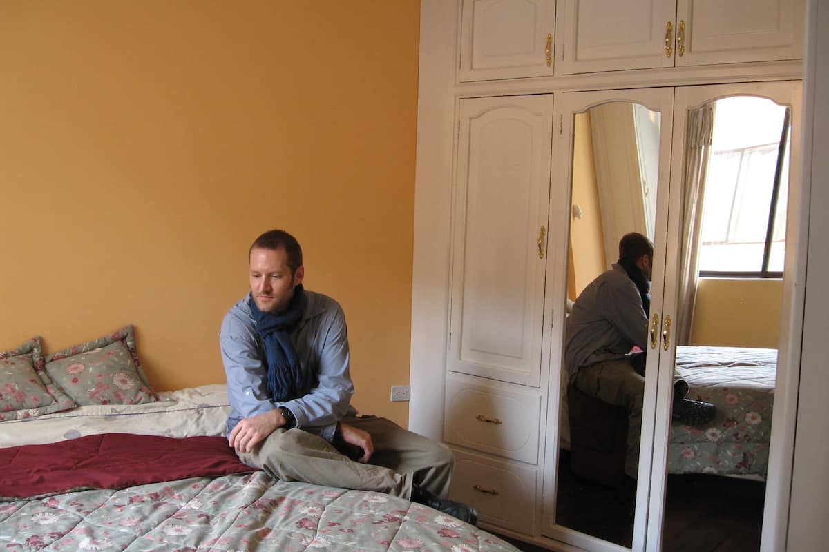 Apartamento família, 2 quartos | Escrivaninha, Wi-Fi de cortesia, roupa de cama