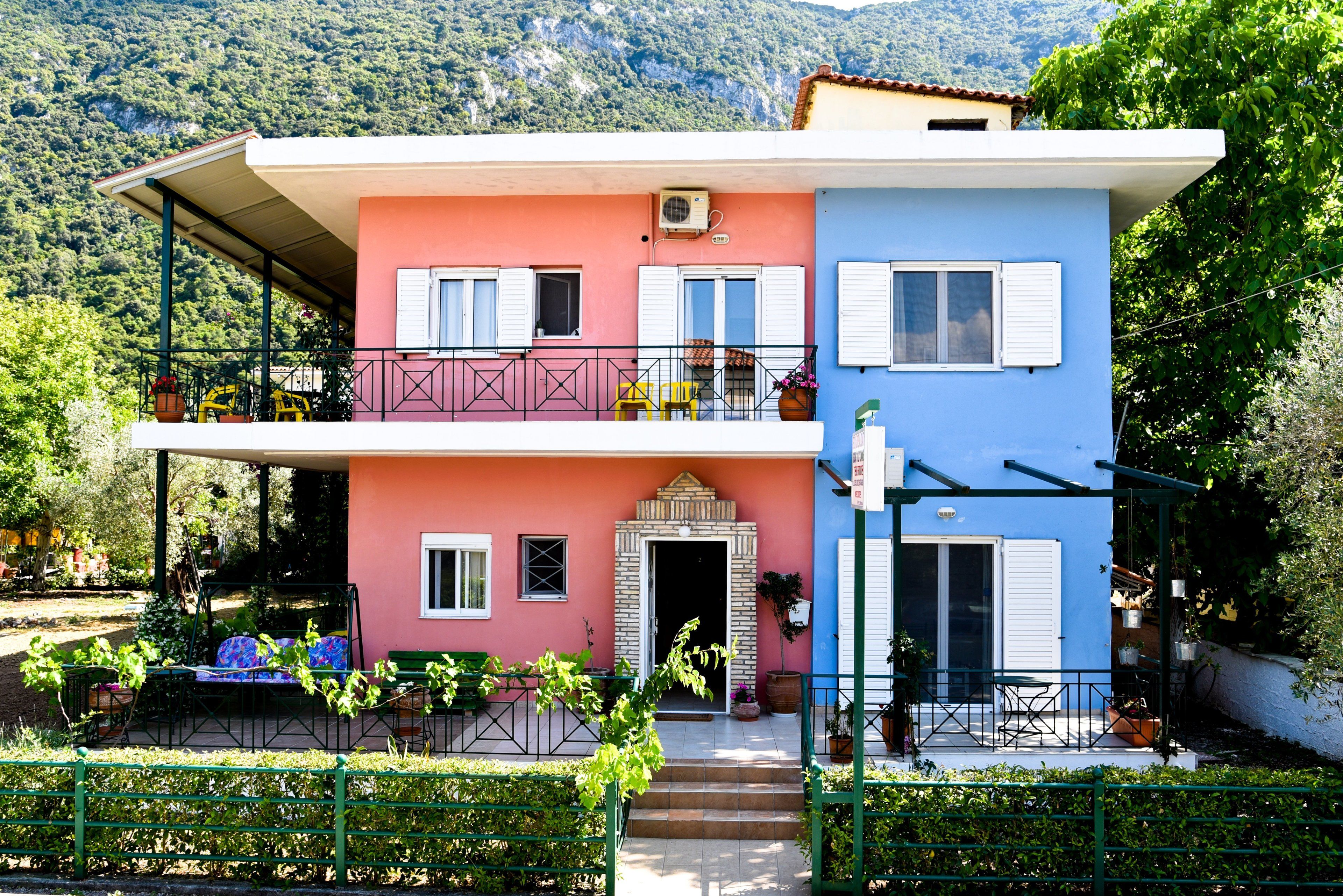 Fachada da propriedade