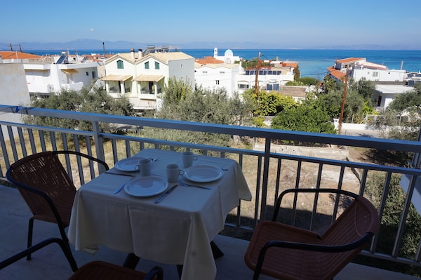 Yialos Studios - Greece