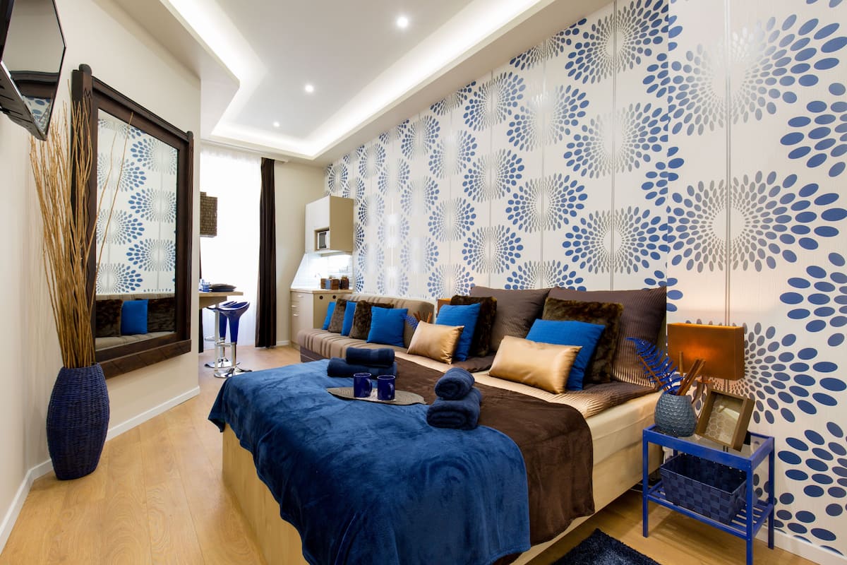 Estúdio design | Quartos à prova de som, ferros/tábuas de passar roupa, Wi-Fi de cortesia