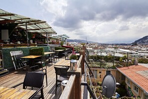 Café da manhã e jantar
