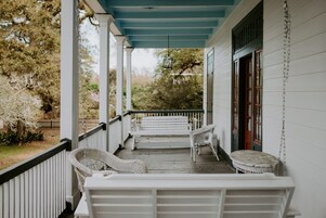 Suite de Luxo, 2 quartos, varanda, vista para o resort | Vista da varanda