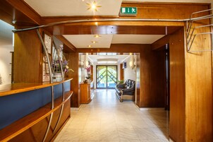 Entrada (vista interior)