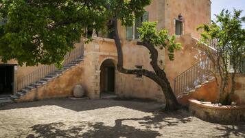 Villa Deluxe, piscina privativa, vista para o mar | Terraço/pátio interior