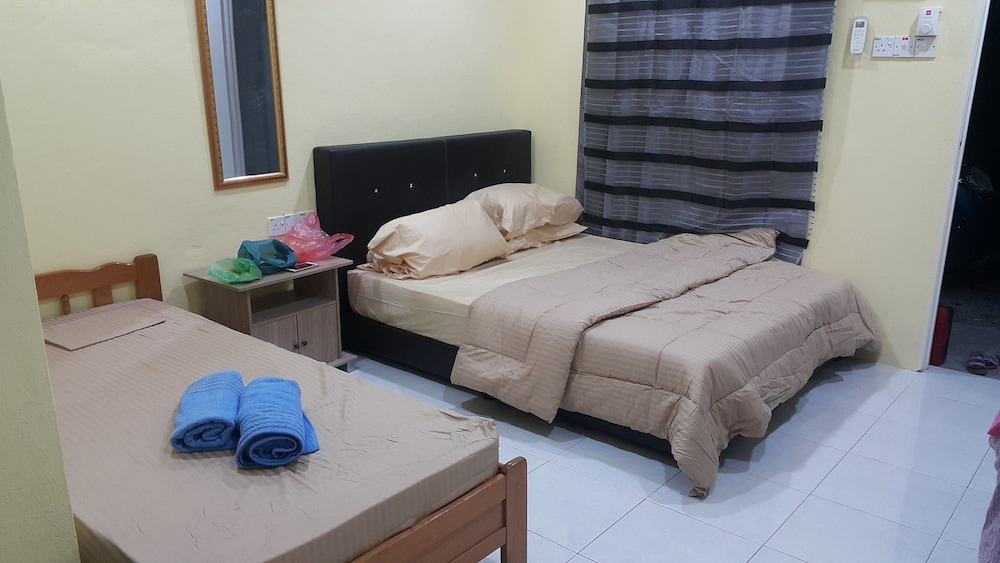 Chily Guesthouse - Pantai Cenang