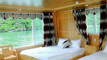 Secretária, cortinas/cortinados opacos