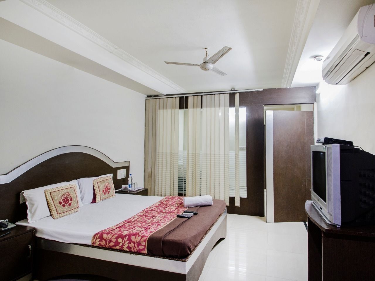 Hotel New Simran Palace in Hyderabad: Find Hotel Reviews, Rooms, and ...