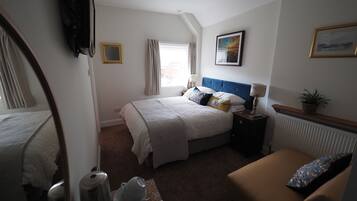 Quarto Duplo de Luxo | Ferro/tábua de engomar, Wi-fi grátis, roupa de cama fornecida