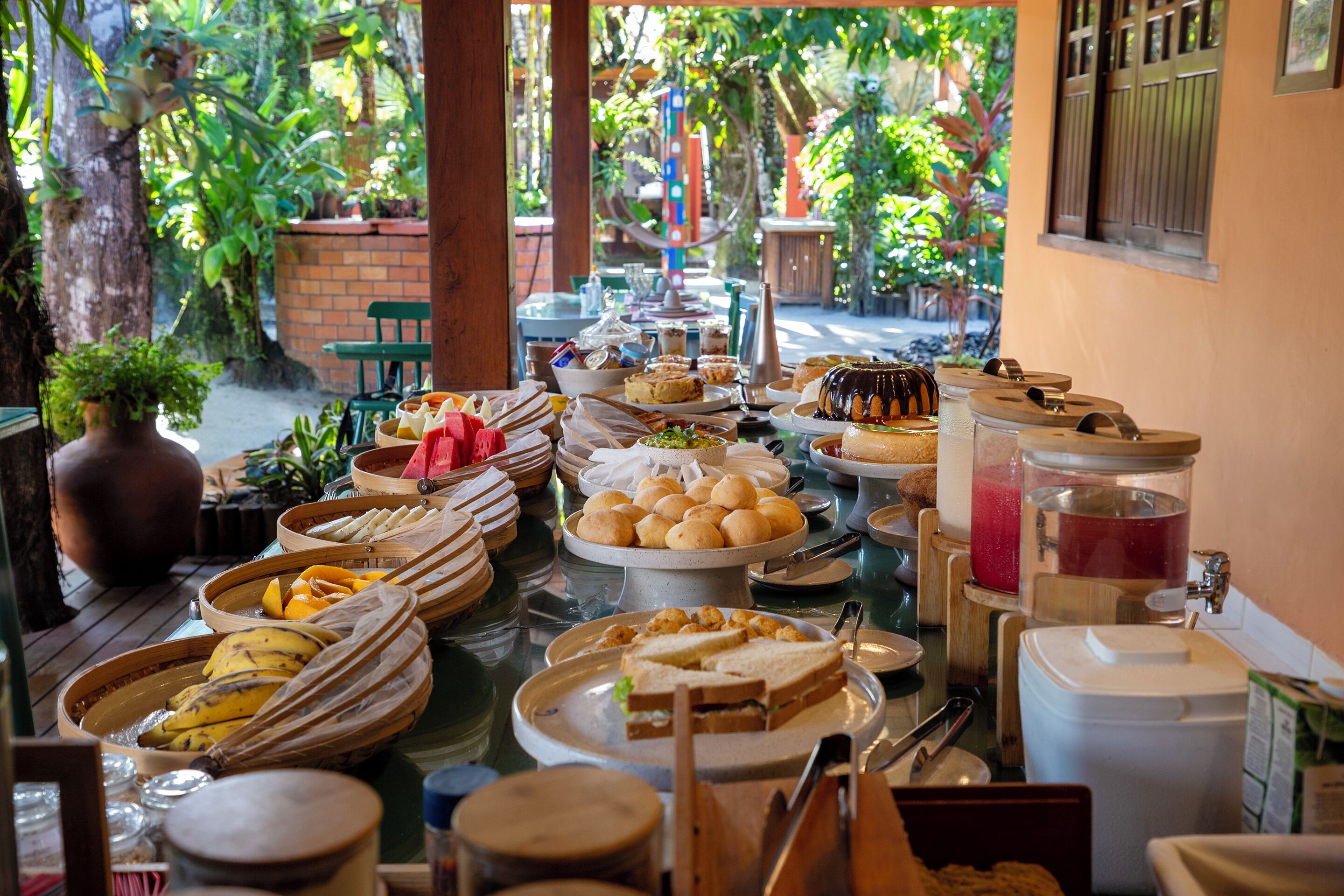 Pequeno-almoço tipo buffet diário incluído 