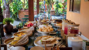 Pequeno-almoço tipo buffet diário incluído