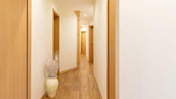 Quarto casal | Escrivaninha, quartos à prova de som, Wi-Fi de cortesia, roupa de cama