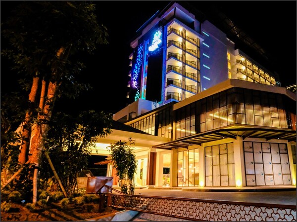Illira Hotel Banyuwangi - Banyuwangi