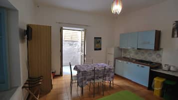 Estúdio | Wi-Fi de cortesia, roupa de cama