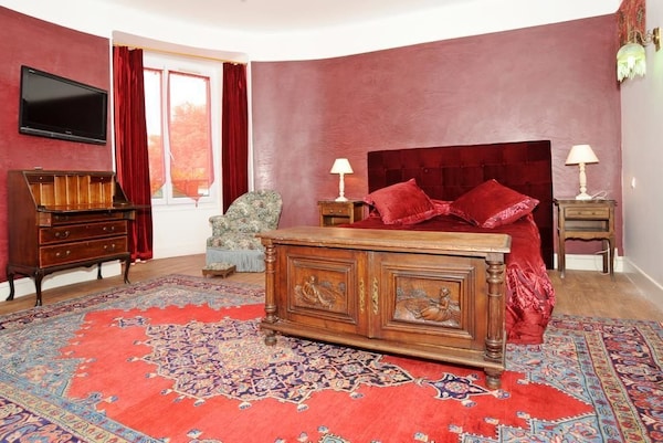 Hôtel La Tour - Loiret