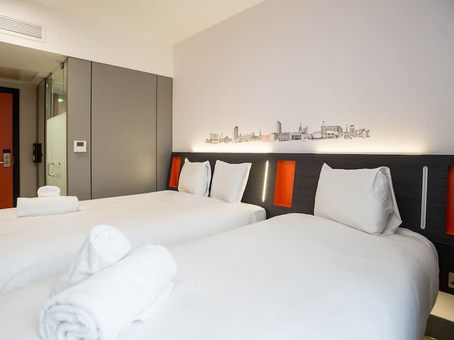 Quarto Triplo Standard | Quartos insonorizados, Wi-fi grátis, roupa de cama fornecida