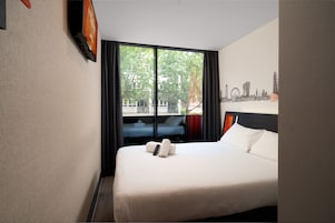 Quarto Duplo Standard, 1 cama de casal | Quartos insonorizados, Wi-fi grátis, roupa de cama fornecida
