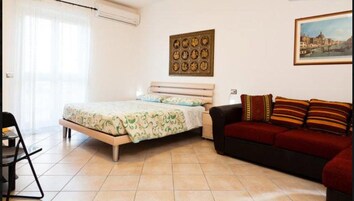 Quarto duplo clássico, banheiro privativo (External) | Berços (sobretaxa), roupa de cama