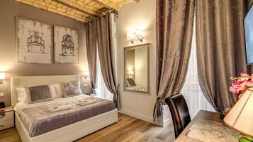 Quarto Duplo Deluxe, 1 cama queen-size | Vista do quarto