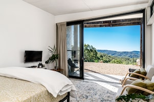 Roupa de alta qualidade, minibar grátis, cortinas/cortinados opacos