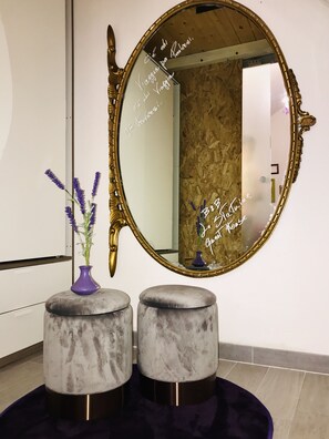 Quarto Duplo, varanda | Wi-fi grátis, roupa de cama fornecida 