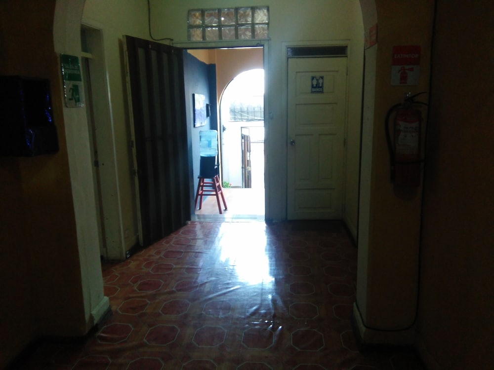 Krishna Hostal - Hostel - Quito (Ecuador)
