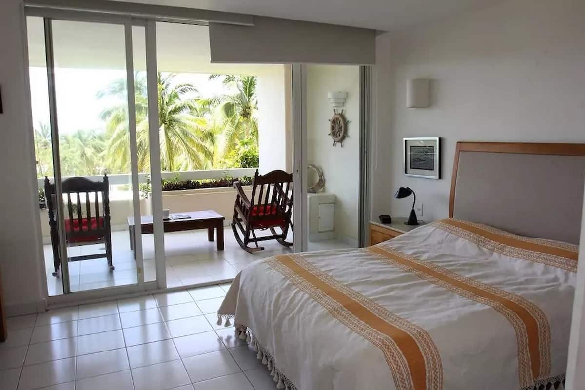 Apartamento Familiar em Condomínio Fechado, 3 quartos | 1 quarto, ferro/tábua de engomar, Wi-fi grátis, roupa de cama fornecida