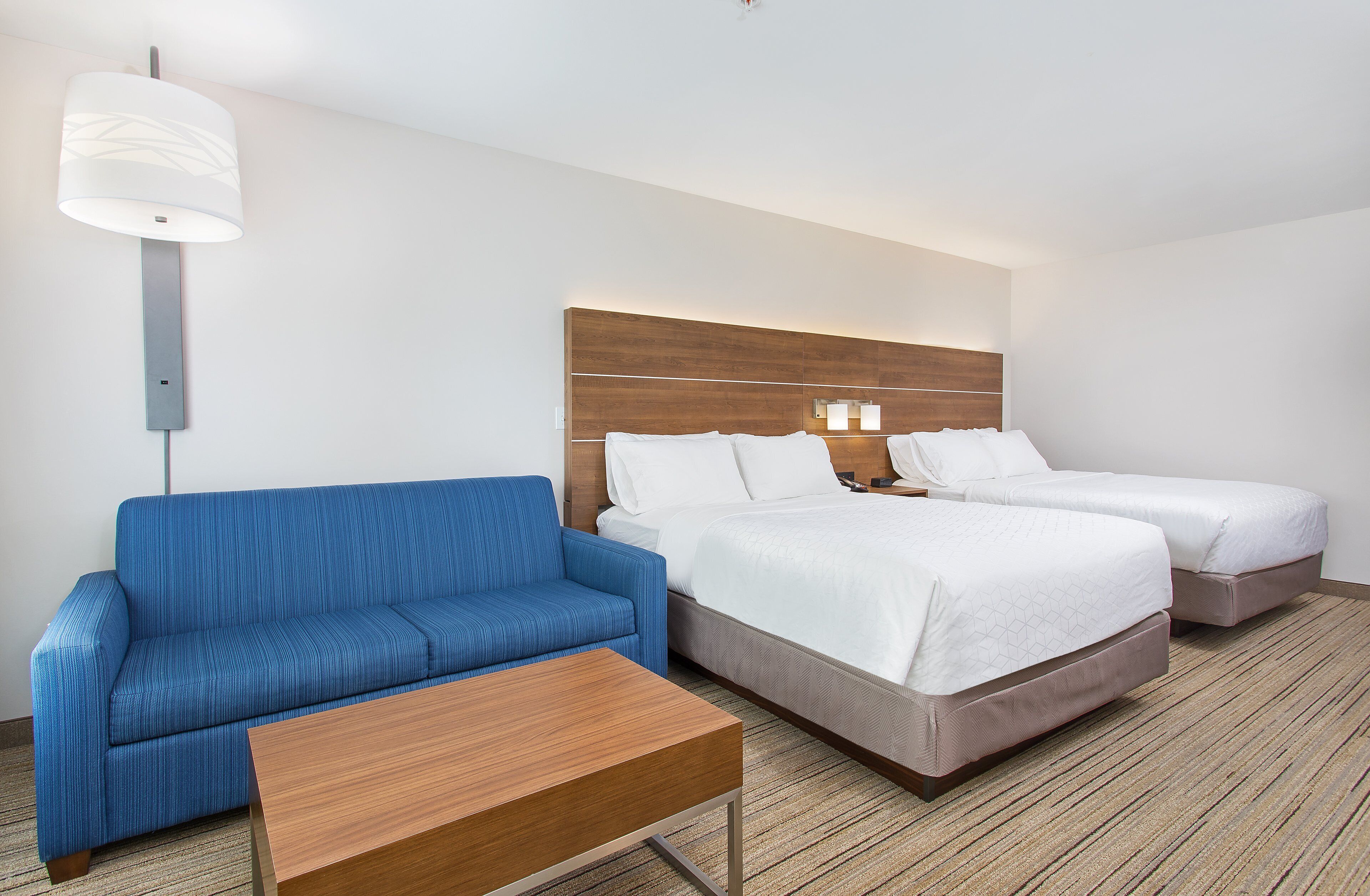 Quarto standard, várias camas | 1 quarto, roupas de cama premium, camas com colchões pillow-top
