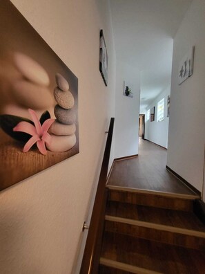 Suite Comfort, banheira de hidromassagem grande (mit Bergblick) | Lobby