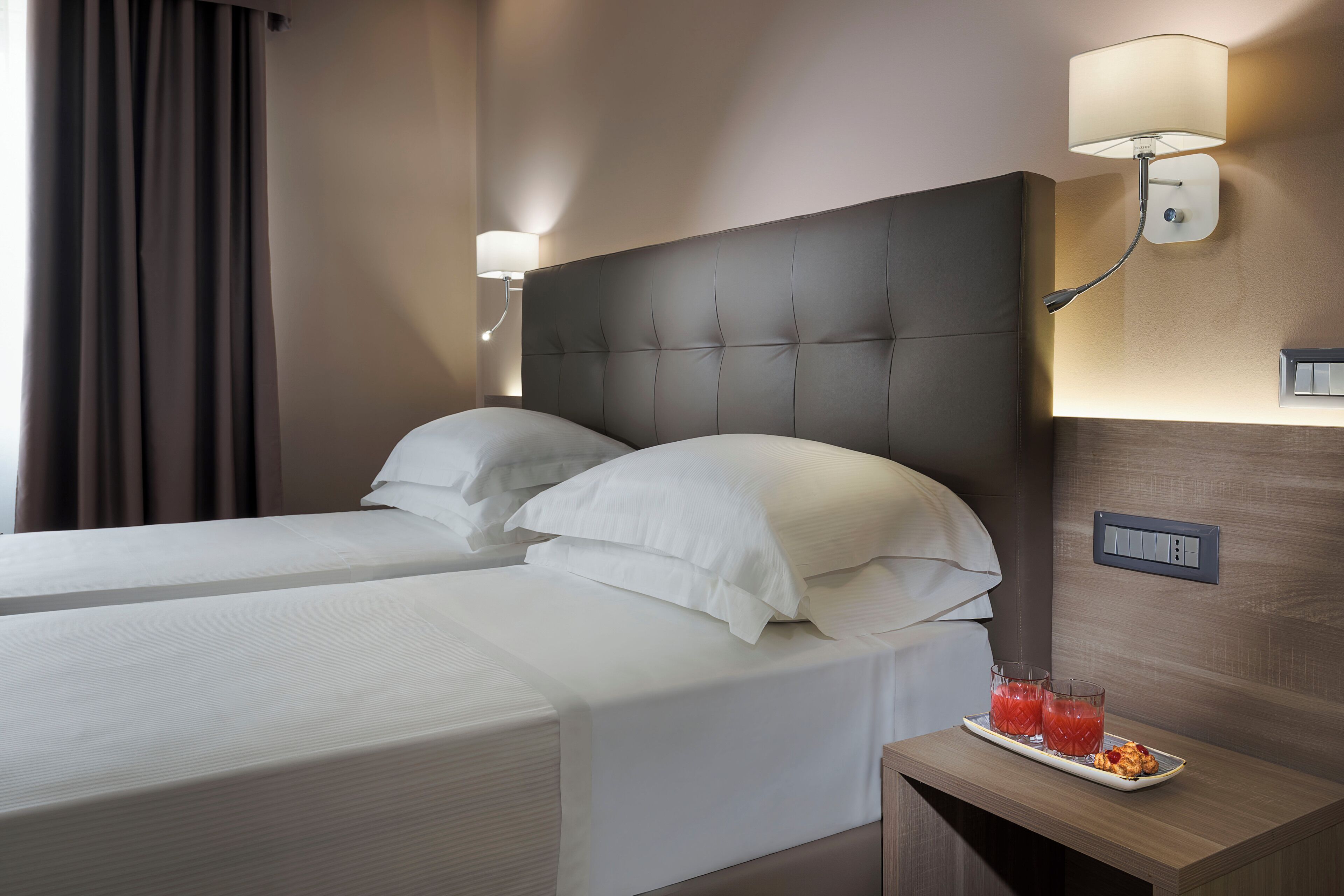 Quarto Duplo ou Twin Clássico | Roupa de alta qualidade, edredões de penas, minibar, cofre no quarto 