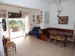 Vila, 3 quartos | Opções para refeição no quarto